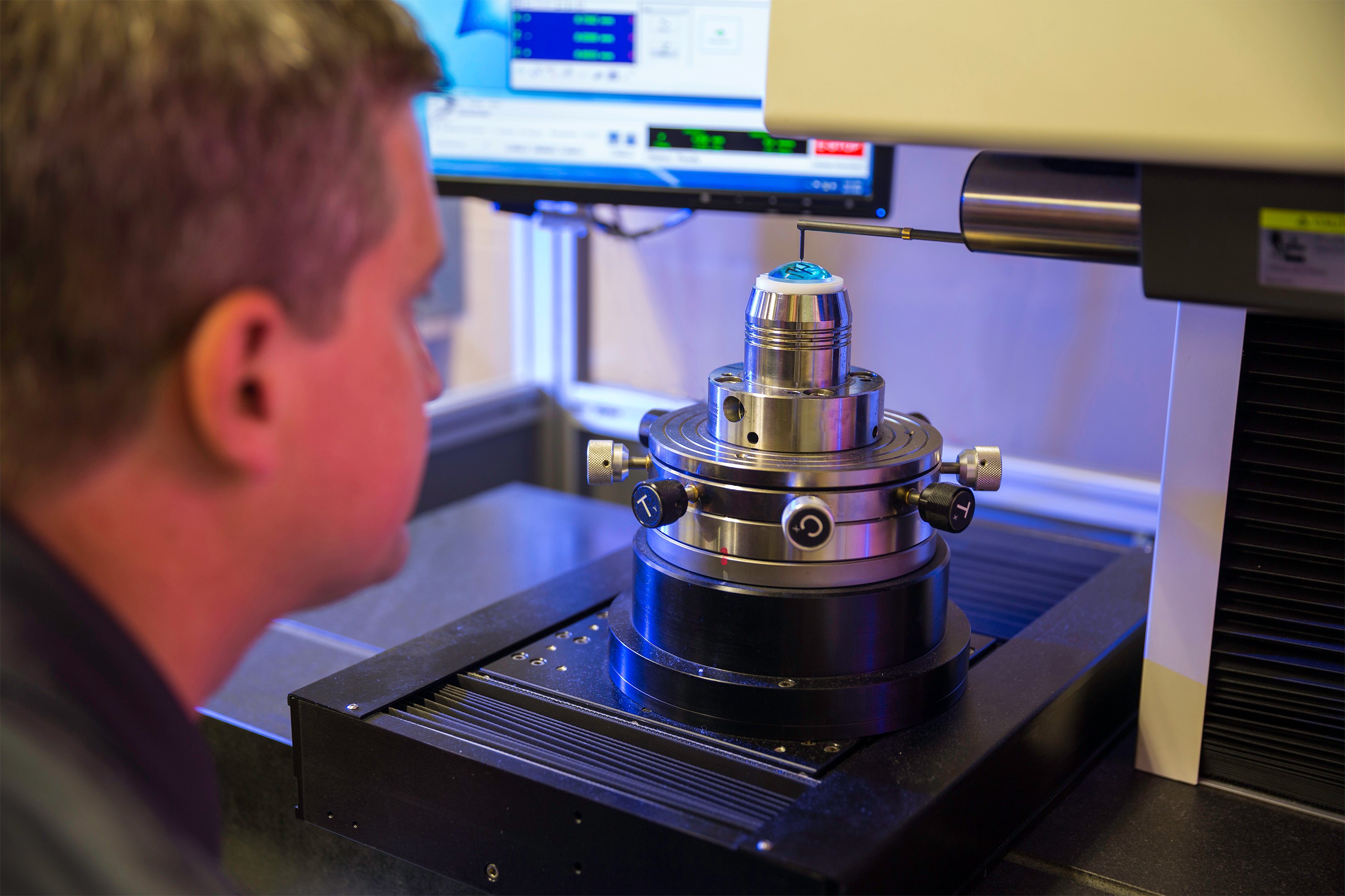 Measuring Aspheres in a 3-D World